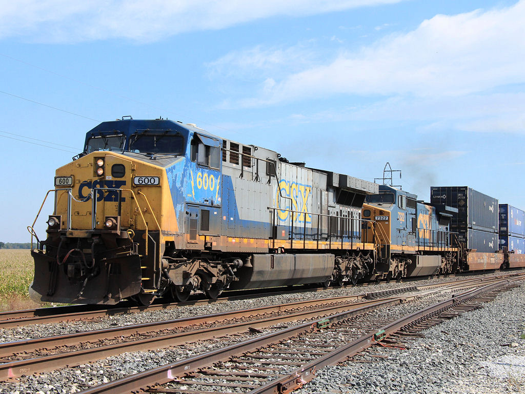 CSX 600